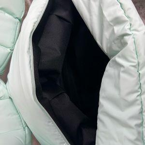 Rains | Bags | Rains Unisex Puffer Loop Shopper In Mint Green Nwt ...